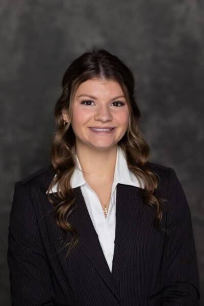 Mackenzie Richards - Rockford - Dickerson & Nieman Realtors